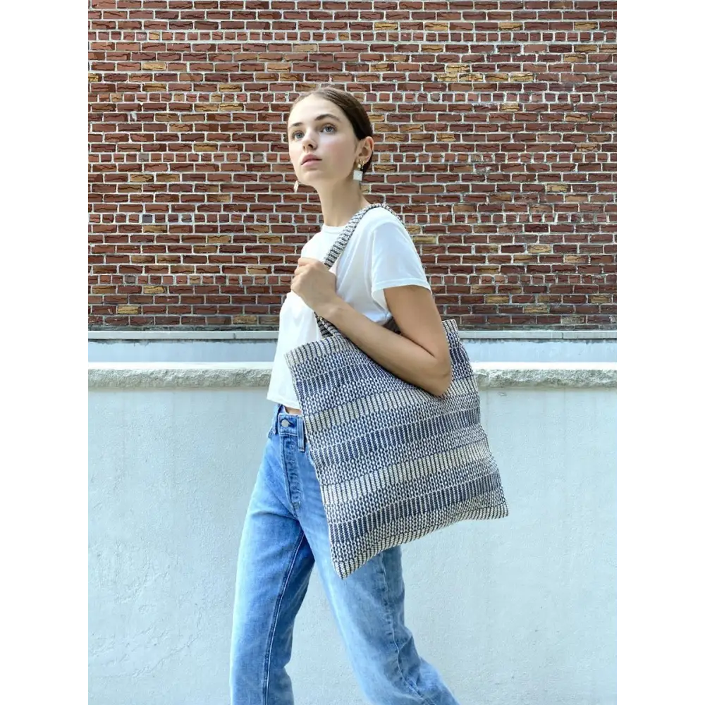 Dobi Daily Bag in Blue with Eco-Friendly Fabric Handles – EcofiedHome